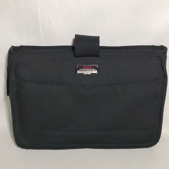 Tumi | Other | Tumi Brand 28sd3 Black Ballistic Padded Nylon Laptop ...